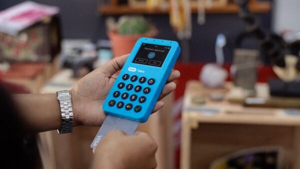 Yoco Neo Card Machine Review - Here's What Makes it Best!